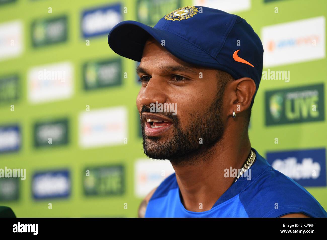 Indian cricketer Shikhar Dhawan addresses the media at the MCG in ...