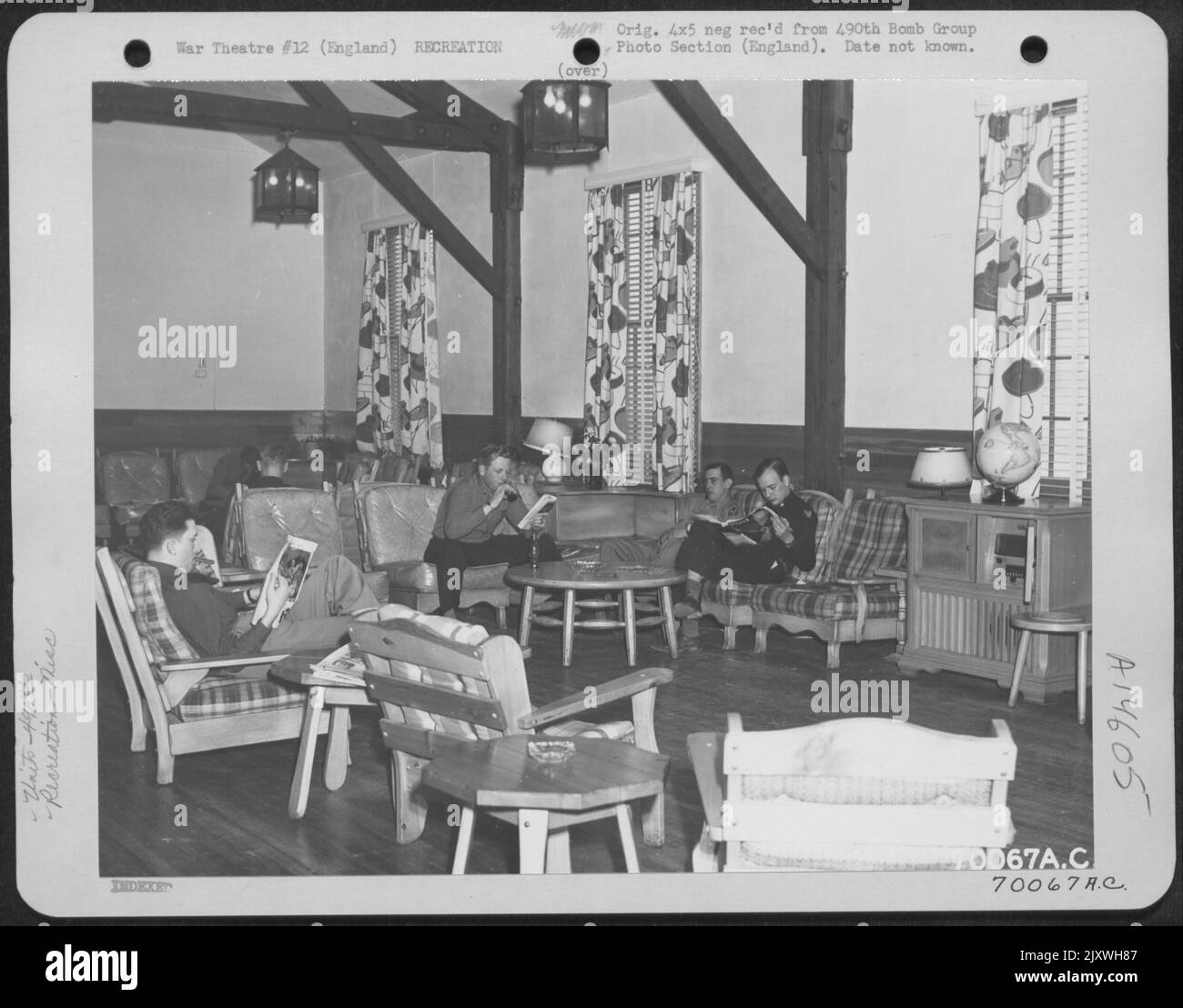 Men Of The 490Th Bomb Group Relax In The Cocktail Lounge Of The ...