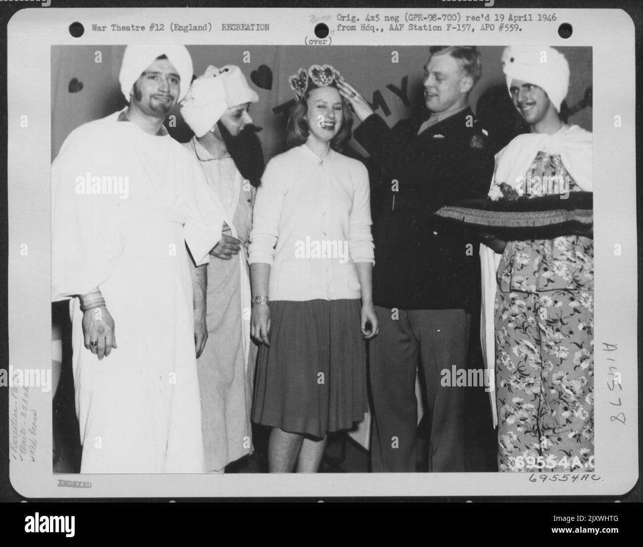 1945 american soldiers red cross hi-res stock photography and images ...