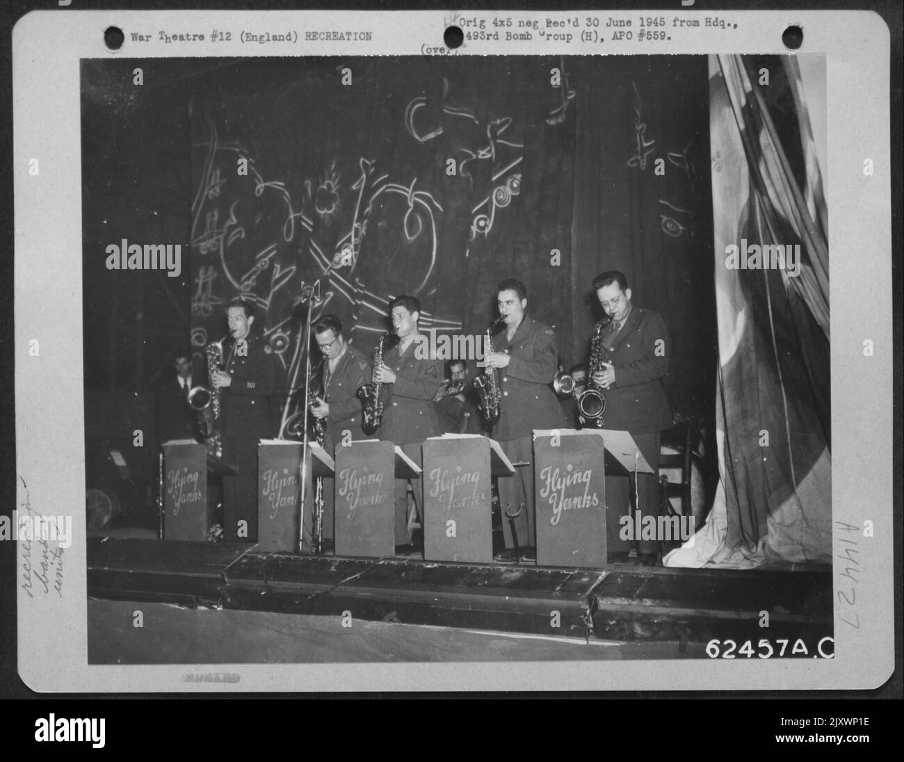 Aaf Band 'Flying Yanks' Furnish Dance Music For Members Of The 493Rd ...