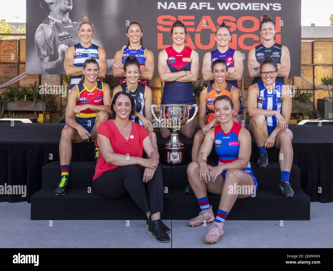 (L-R back row): Melissa Hickey, Leah Kaslar, Elise O'Dea, Kara ...