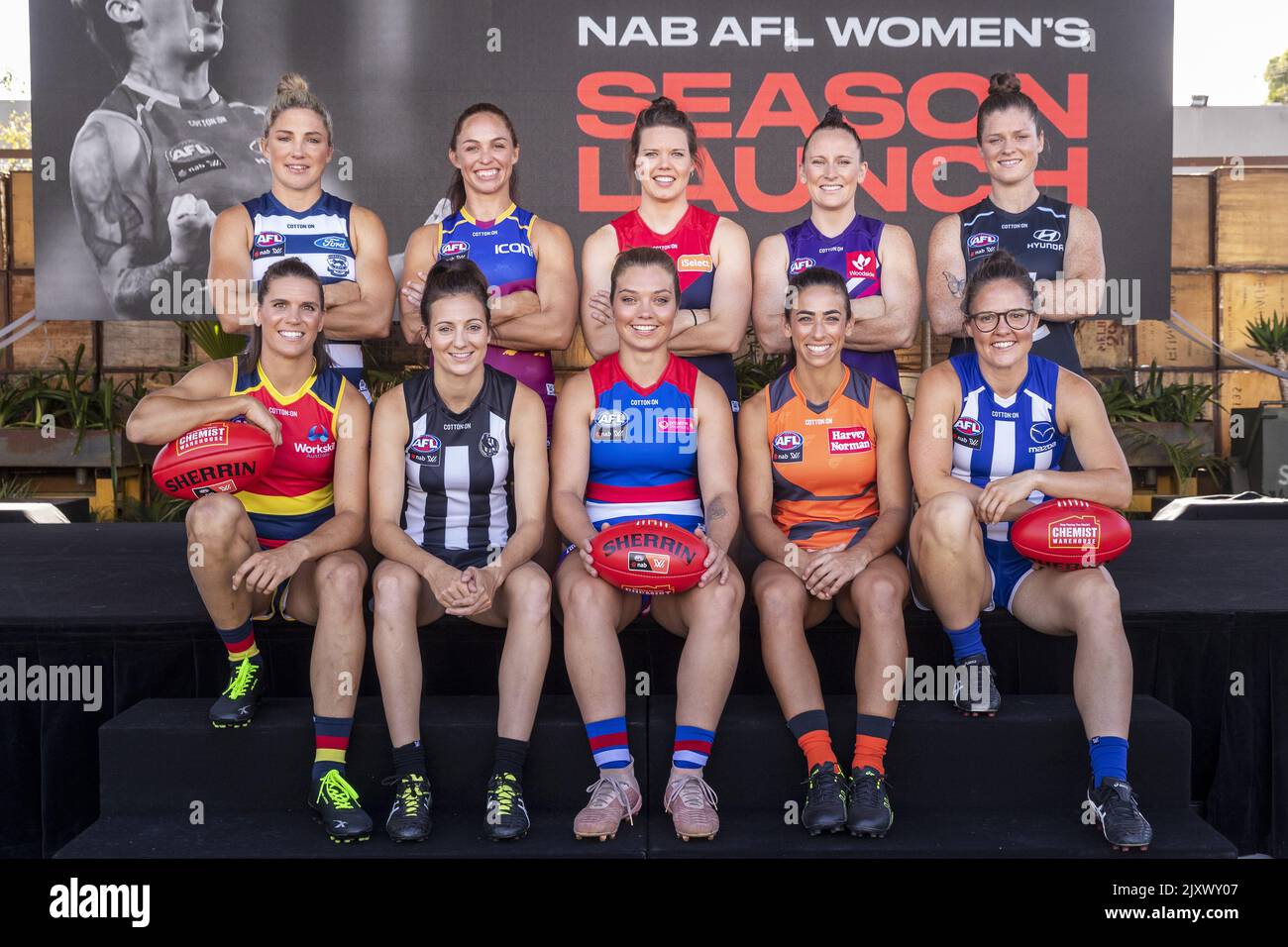 (L-R back row): Melissa Hickey, Leah Kaslar, Elise O'Dea, Kara ...