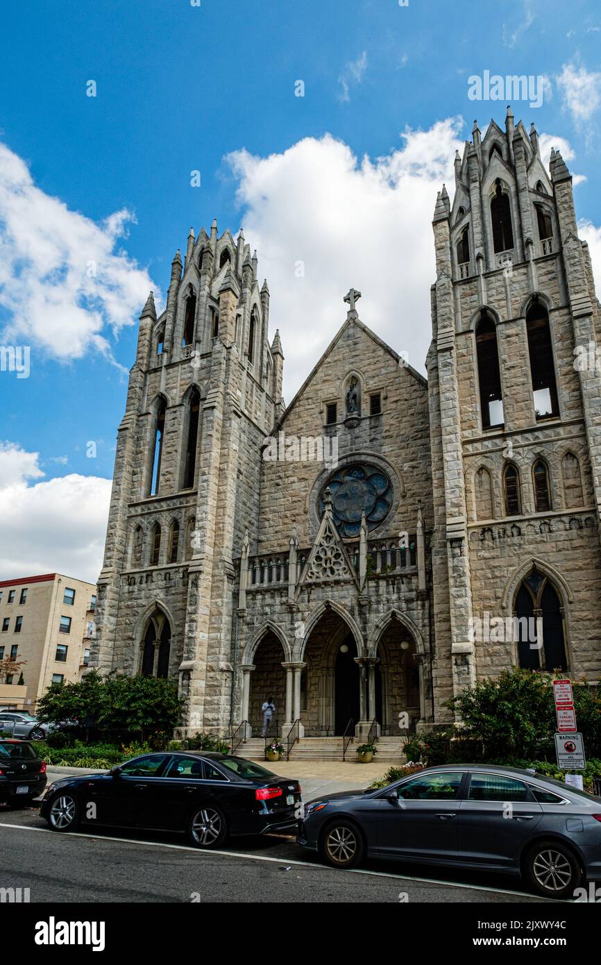 Gothic victorian corridor hi-res stock photography and images - Alamy
