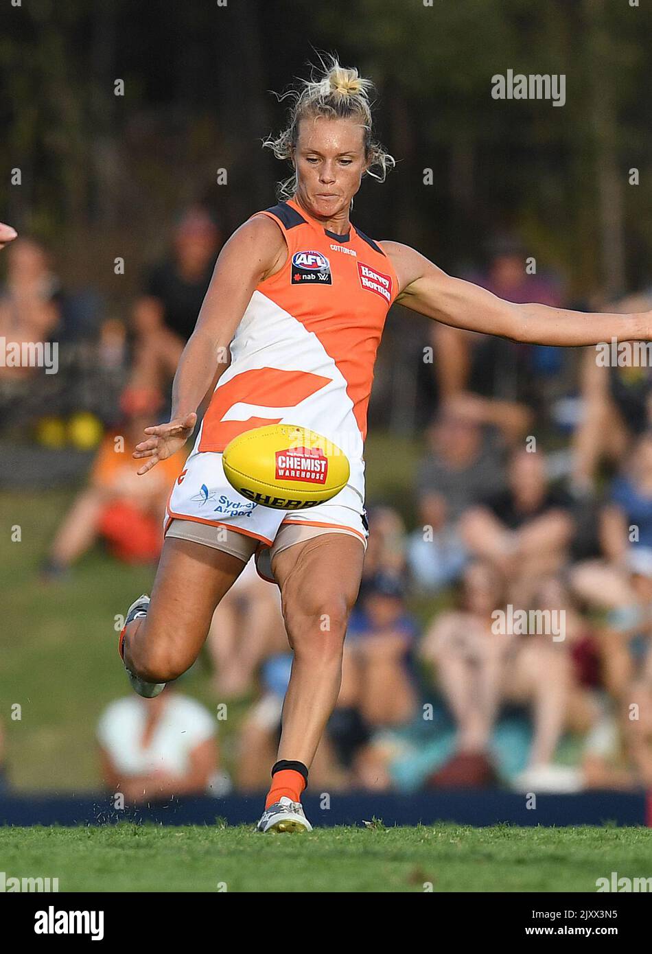 Elle Bennetts of the Giants kicks during the Round 1 AFLW match between ...