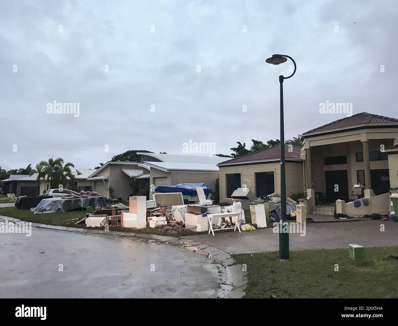 The clean up begins in Annandale following major flooding of the Ross ...