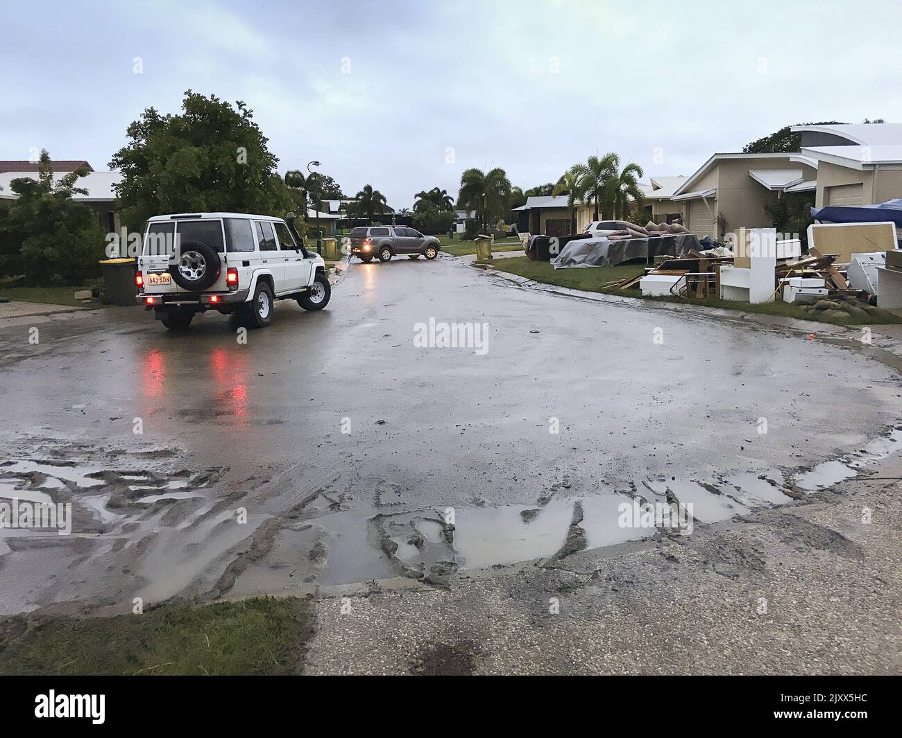 The clean up begins in Annandale following major flooding of the Ross ...