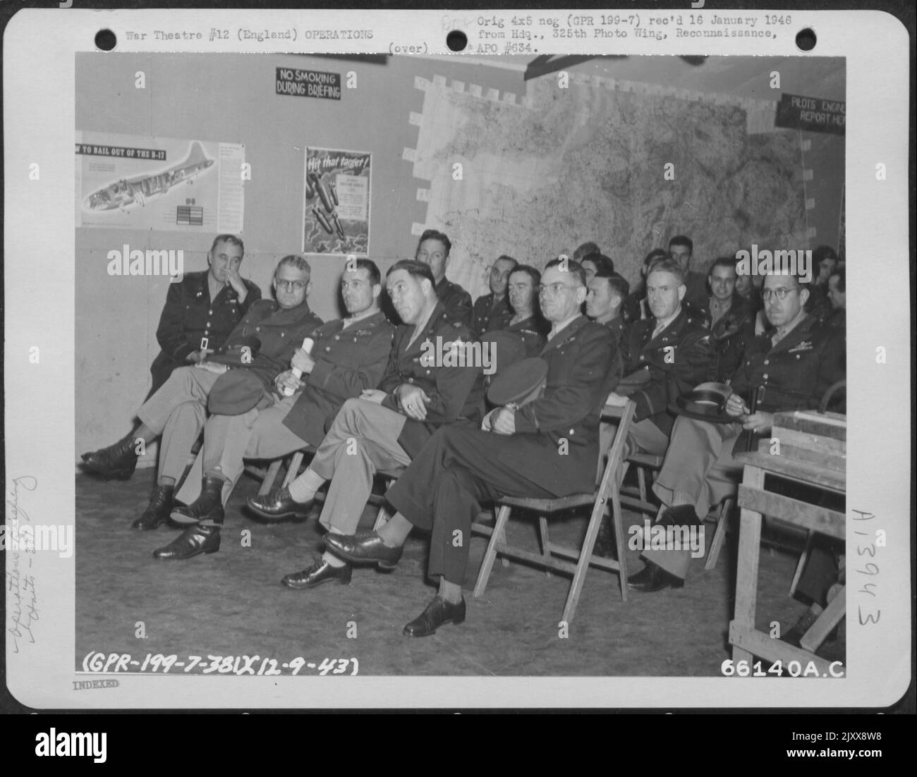 167 men hi-res stock photography and images - Alamy