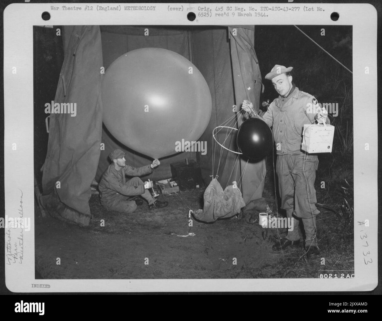 Balloon radio station hi-res stock photography and images - Alamy