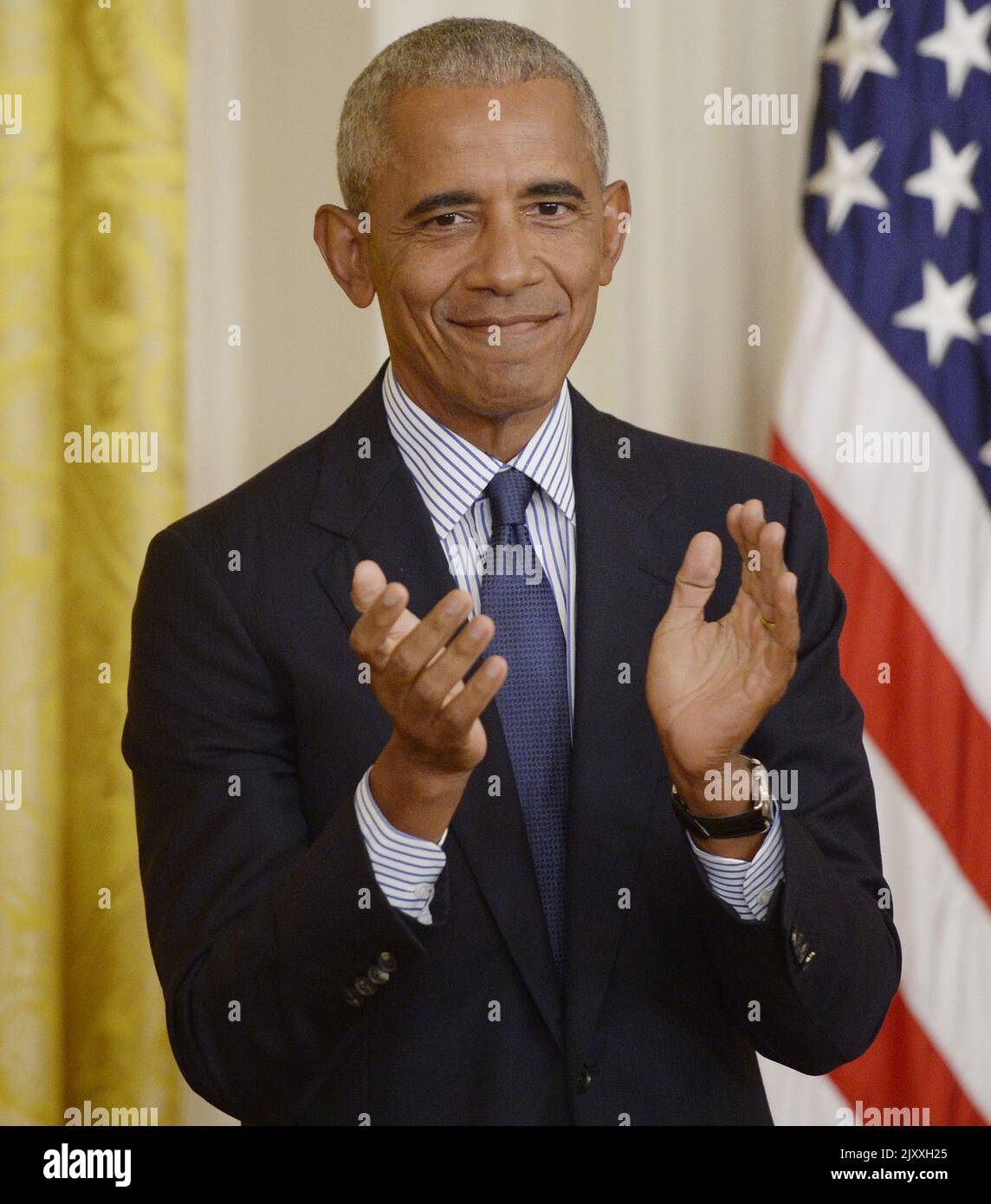 Michelle obama barack 2022 hi-res stock photography and images - Alamy