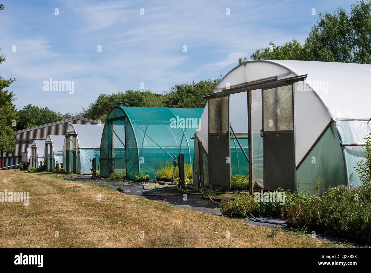 British countryside houses hi-res stock photography and images - Alamy