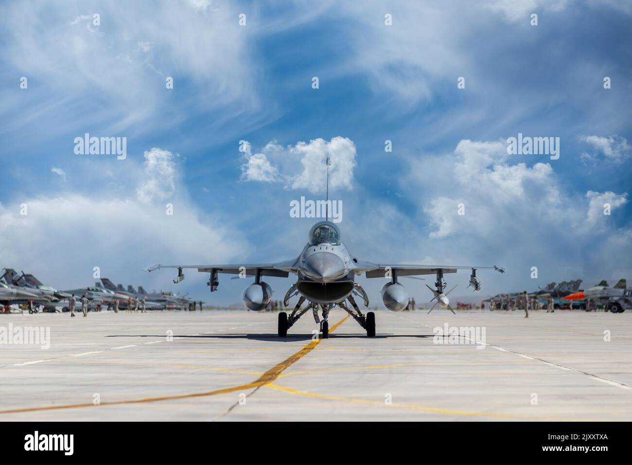 F16 Fighter jet in a taxiing position in Turkey Stock Photo - Alamy