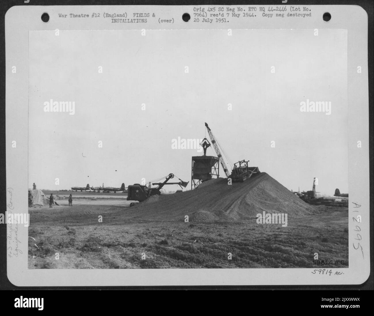 D7 bulldozer Black and White Stock Photos & Images - Alamy