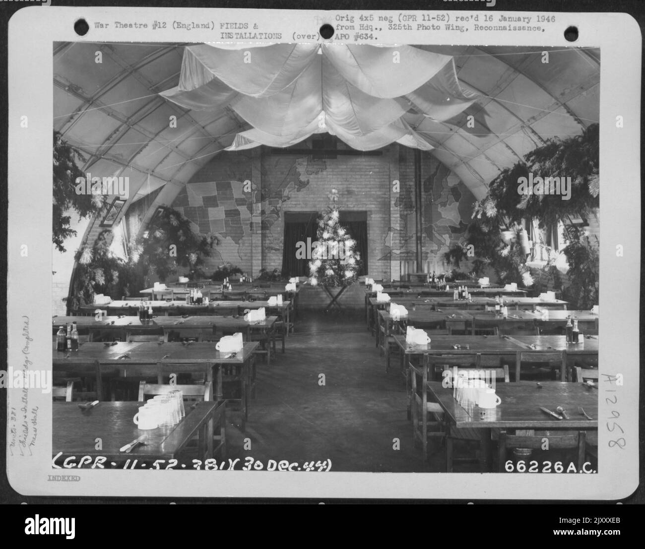Interior View Of Officers' Mess At 8Th Air Force Station 167, England ...