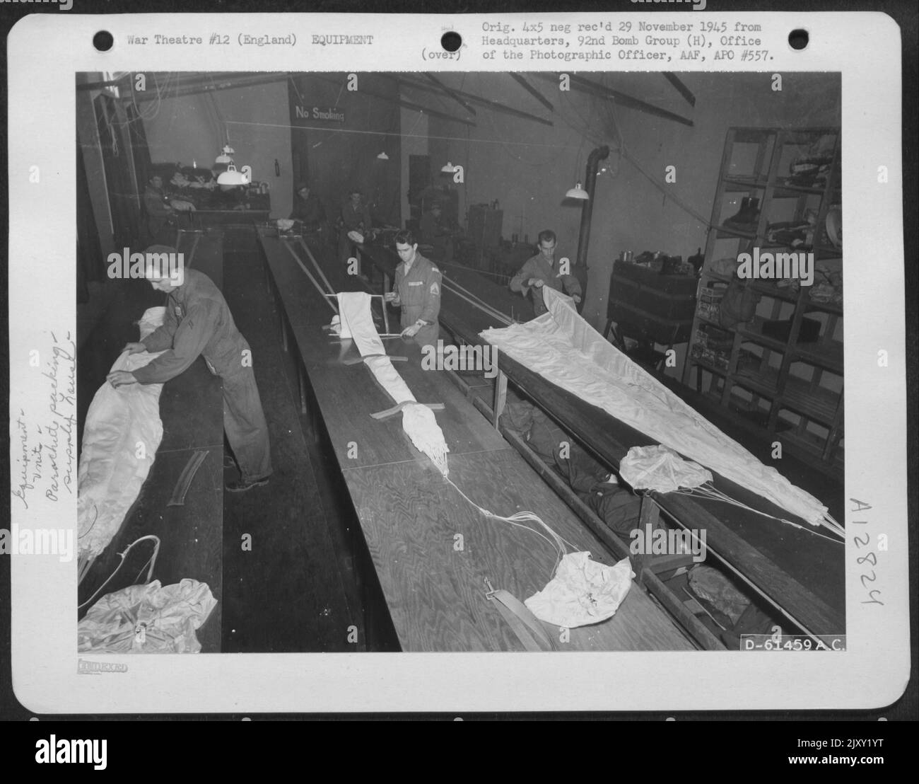 Wwii parachutes hi-res stock photography and images - Alamy