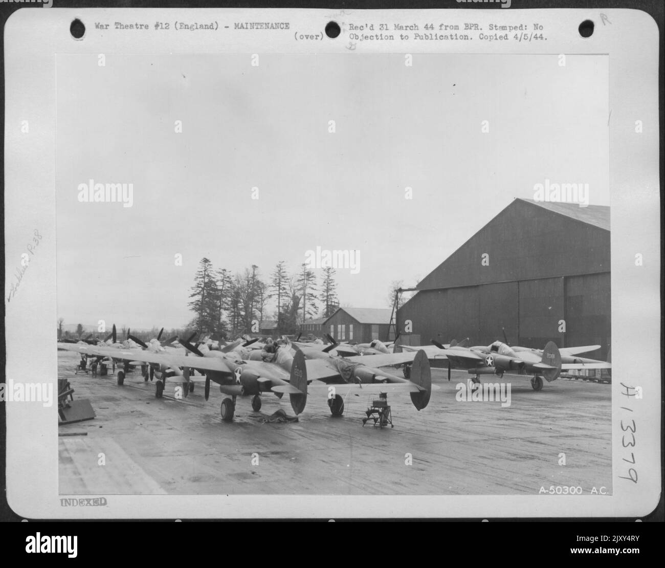 Lightnings await final tune-up at an Irish base of the 8th AF Service ...