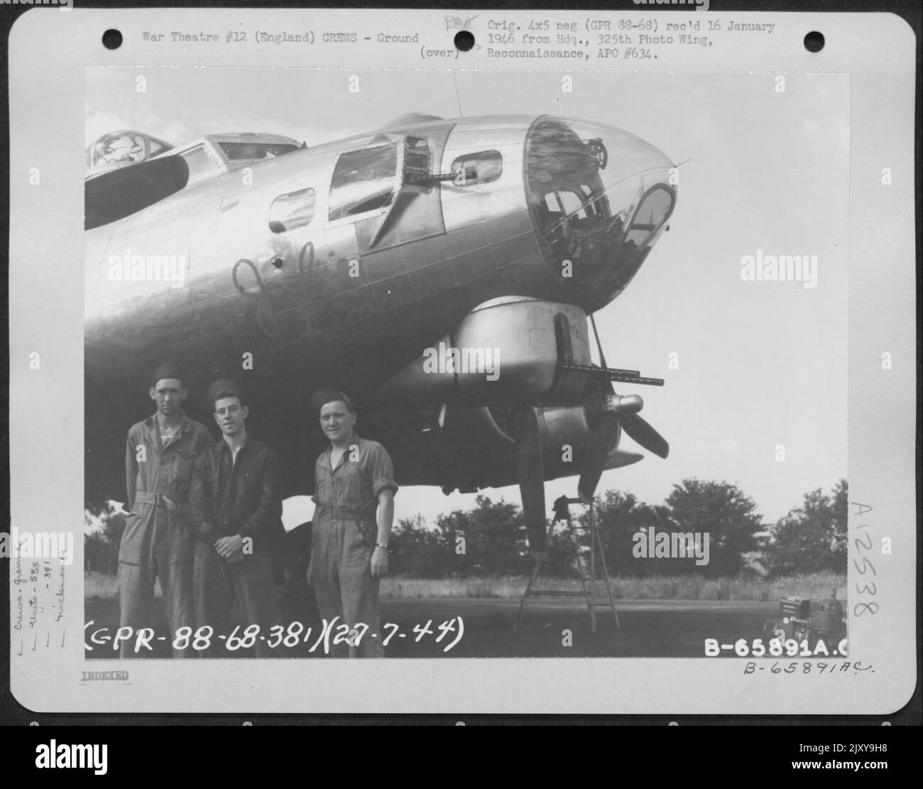 Ground Crew Of The 535Th Bomb Squadron, 381St Bomb Group Beside The ...