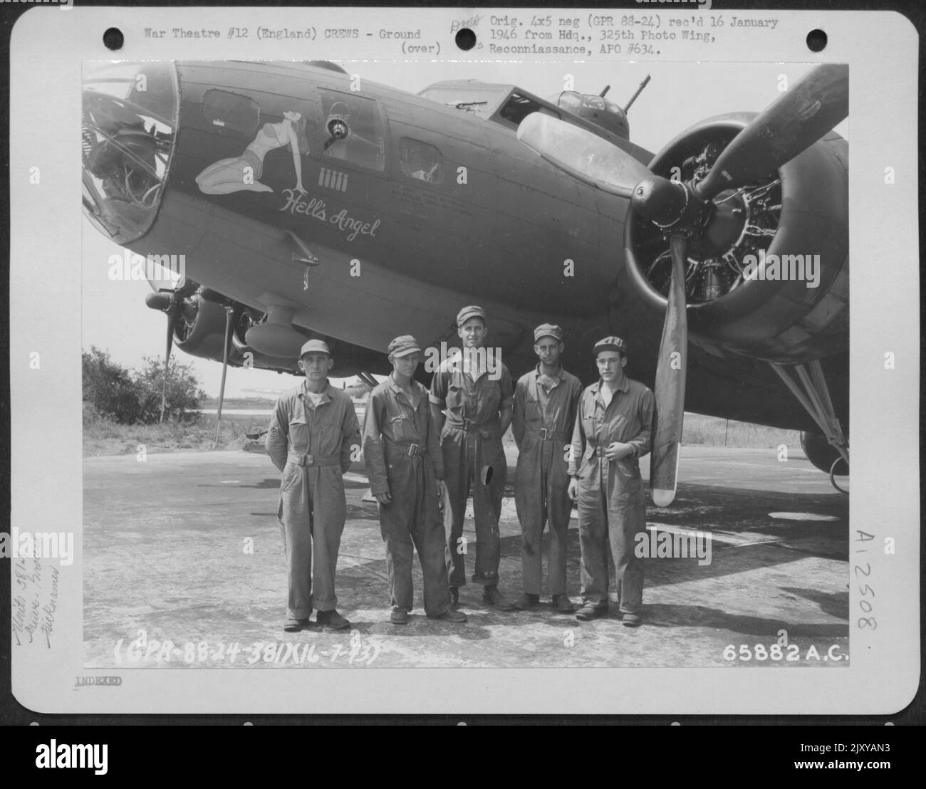 Ground Crew Of The 381St Bomb Group In Front Of A Boeing B-17 "Flying ...