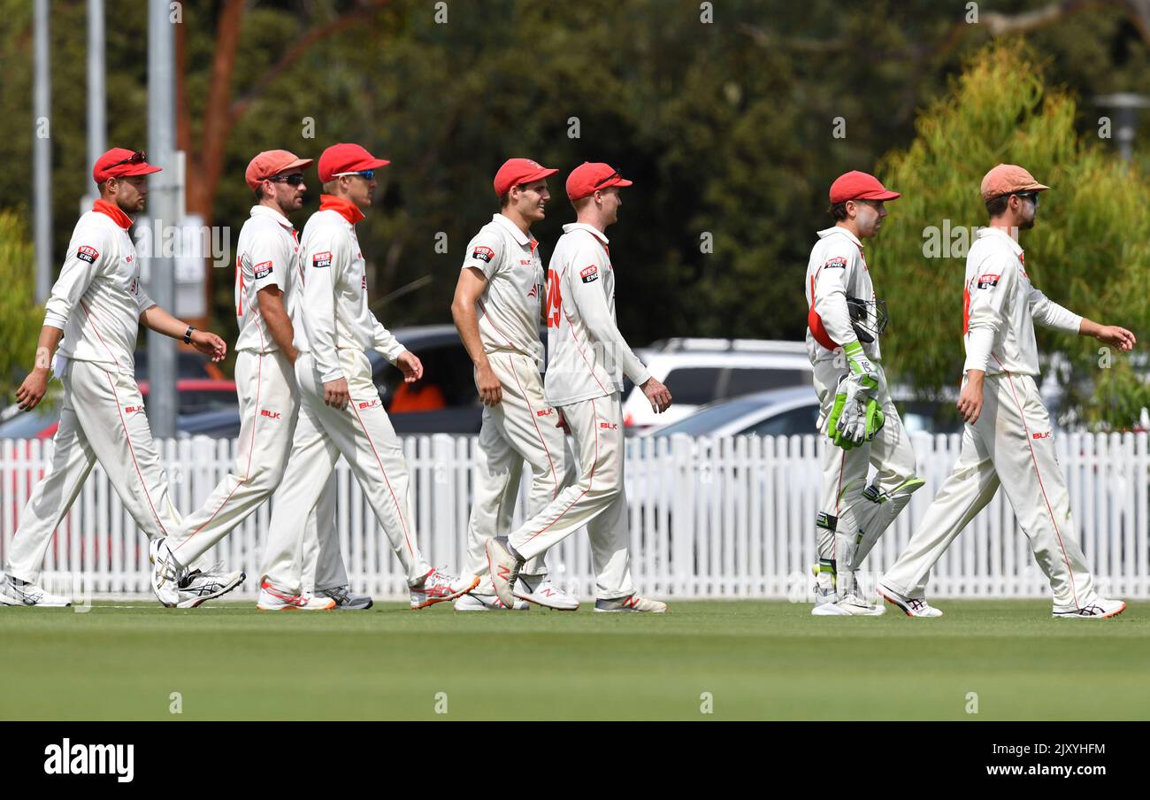 Redback players are seen at the lunch break during day 2 of the Round ...