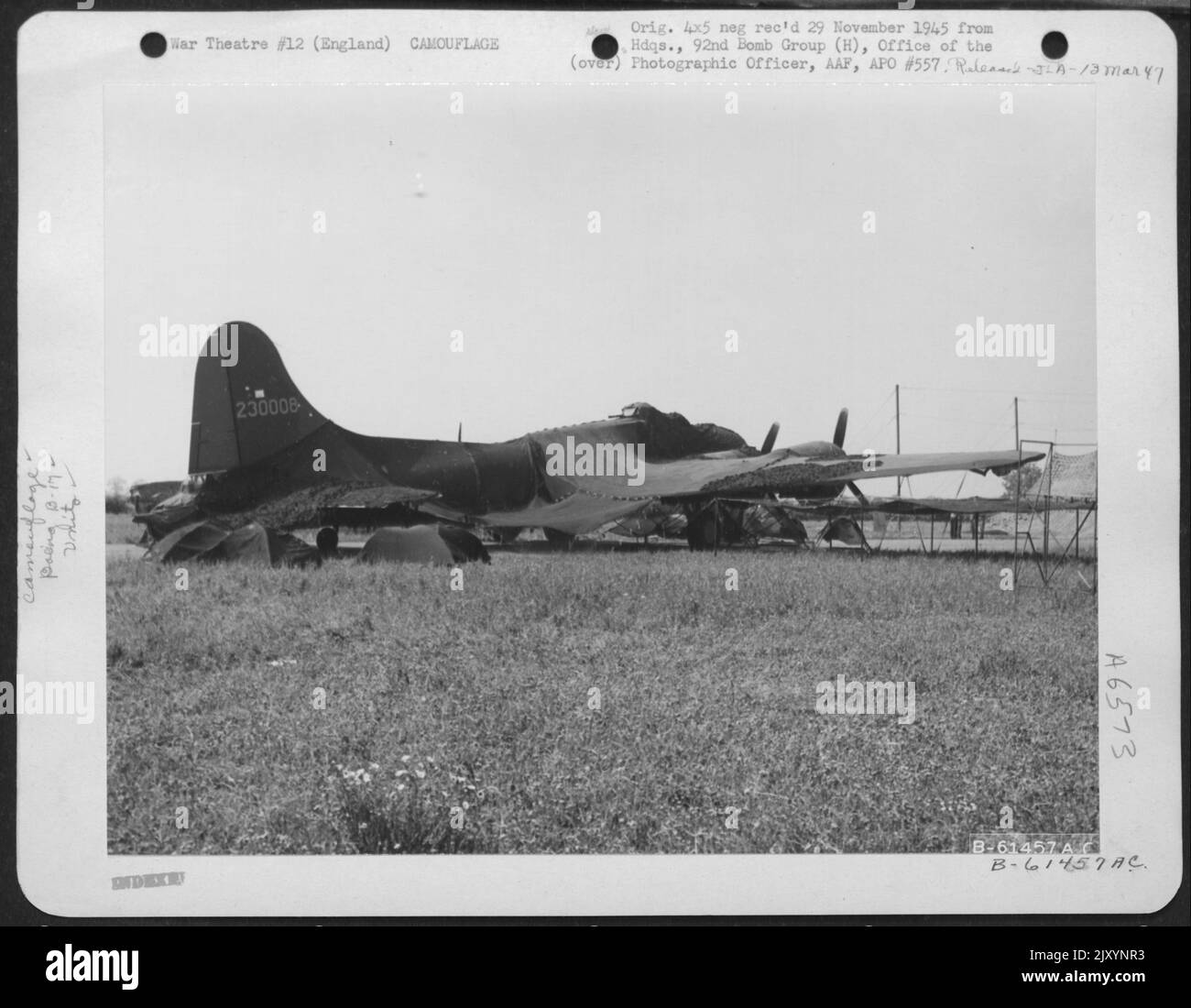 Camouflage Of A Boeing B-17 "Flying Fortress" Of The 92Nd Bomb Group ...