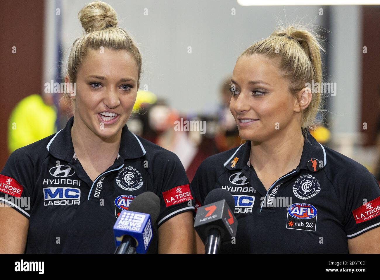 AFLW Carlton Blues players, and twin sisters, Jess (left) and Sarah ...