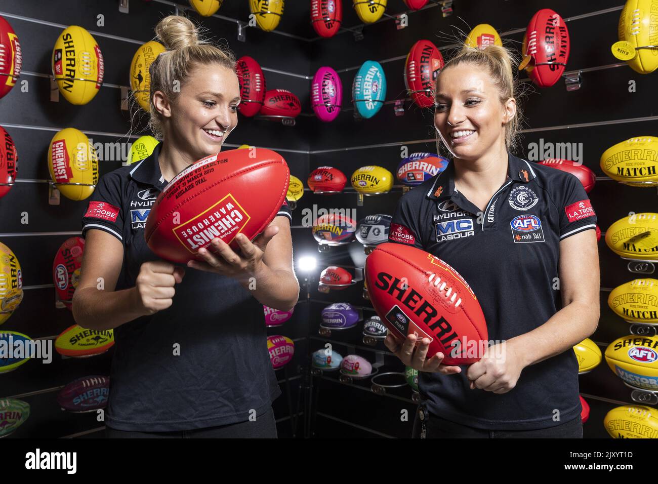 AFLW Carlton Blues players, and twin sisters, Jess (left) and Sarah ...