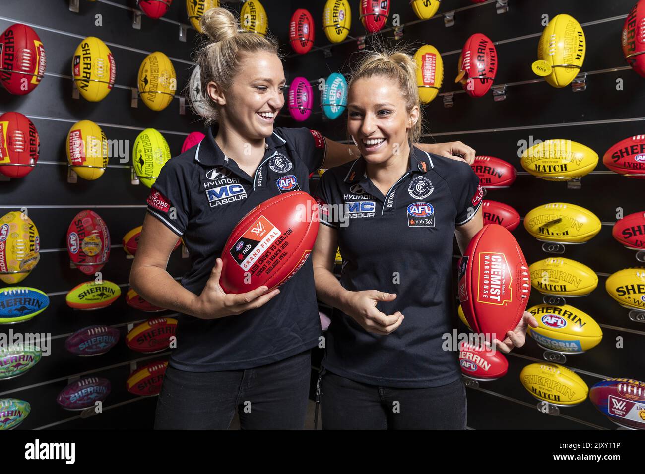 AFLW Carlton Blues players, and twin sisters, Jess (left) and Sarah ...