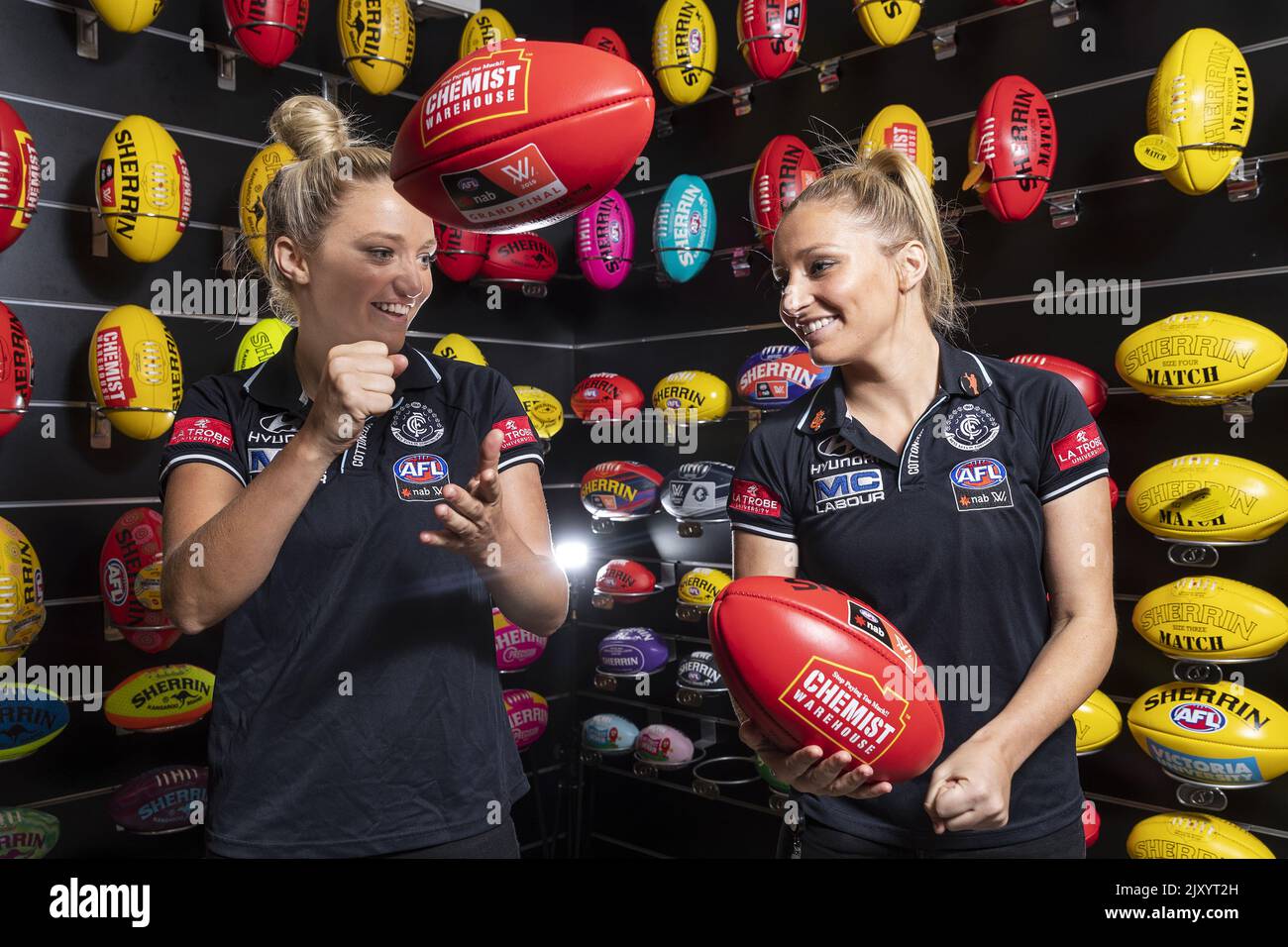 AFLW Carlton Blues players, and twin sisters, Jess (left) and Sarah ...