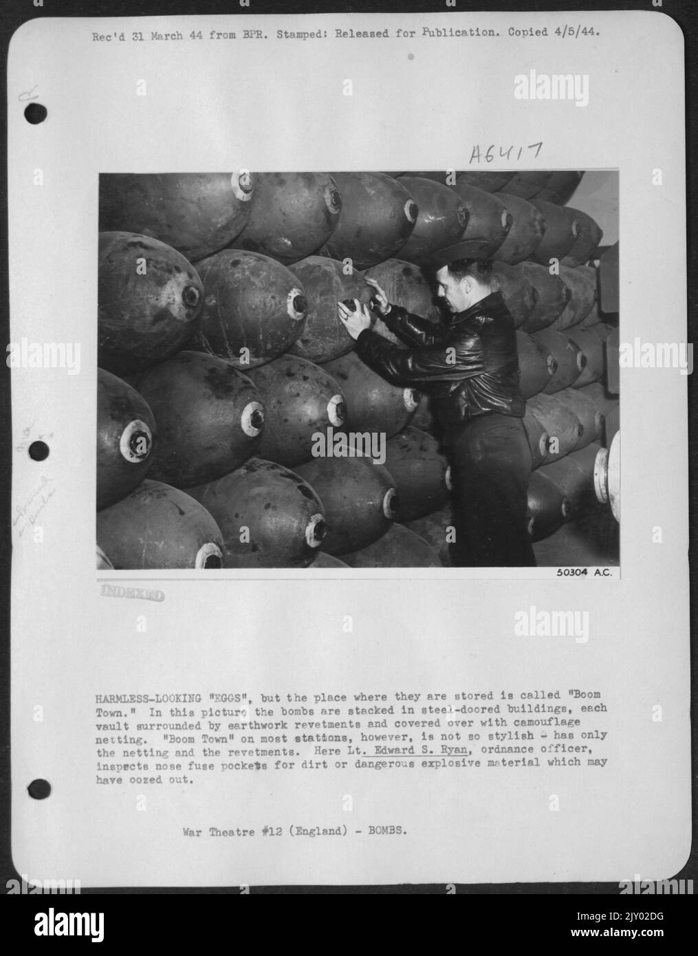 Boom netting Black and White Stock Photos & Images - Alamy