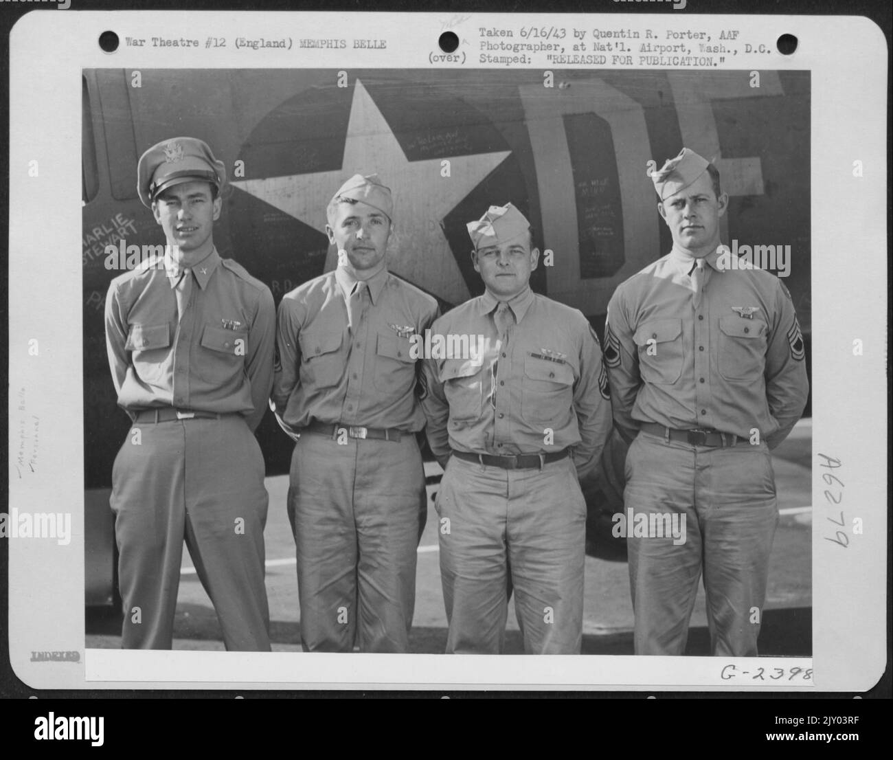 Quinlan s Black and White Stock Photos & Images - Alamy