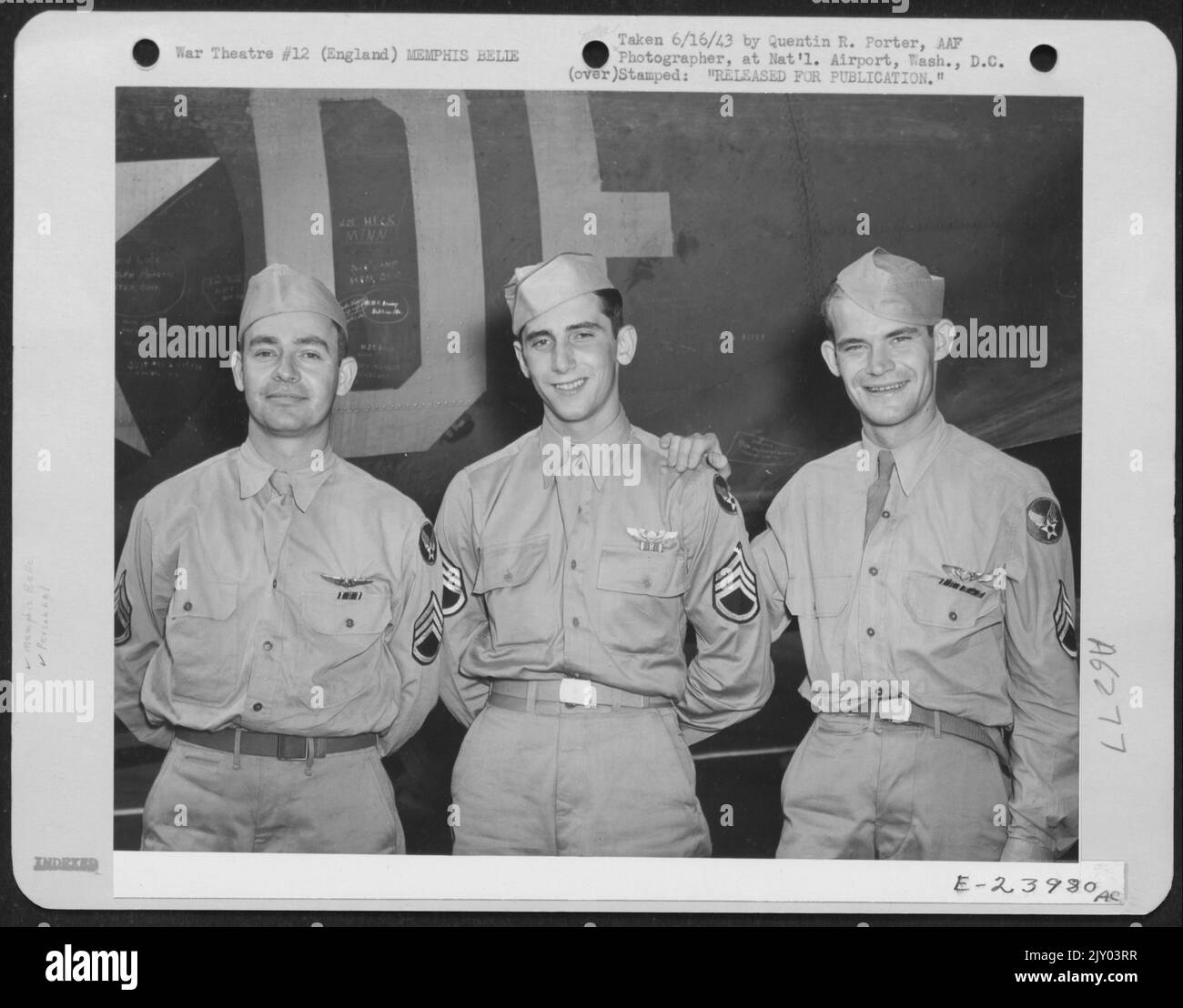 Three crew members of the Boeing B-17 Flying ofrtress "Memphis Belle ...