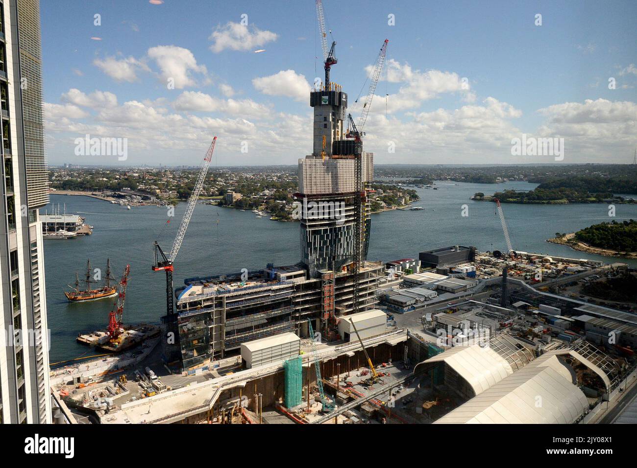 Construction continues on the Crown Casino building at Sydney's ...