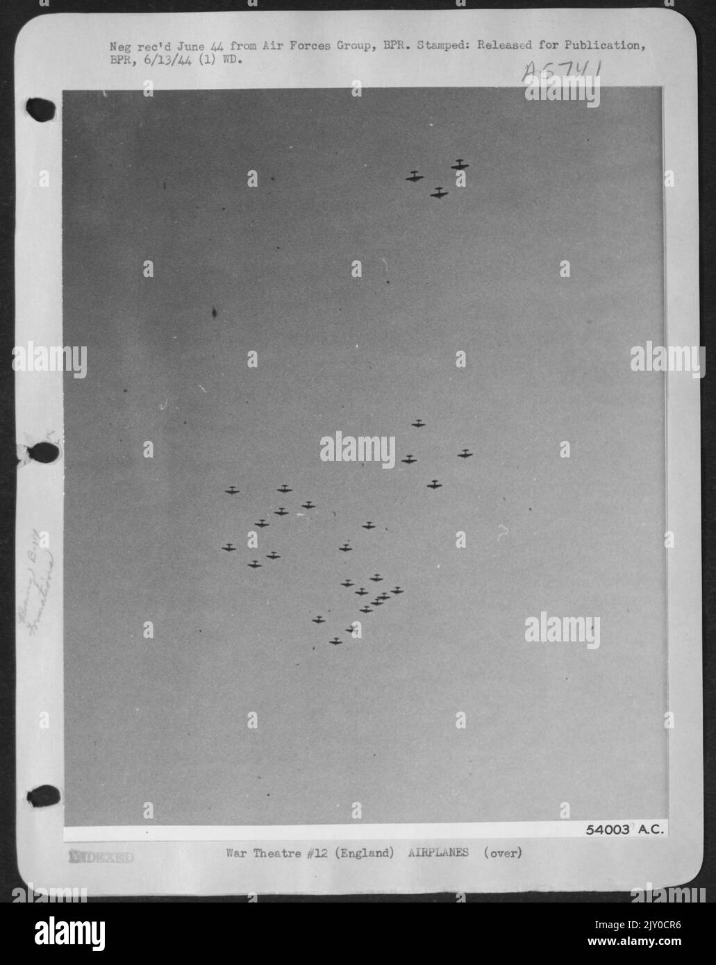 First authentic photo of formations of Boeing B-17 Flying ofrtresses ...
