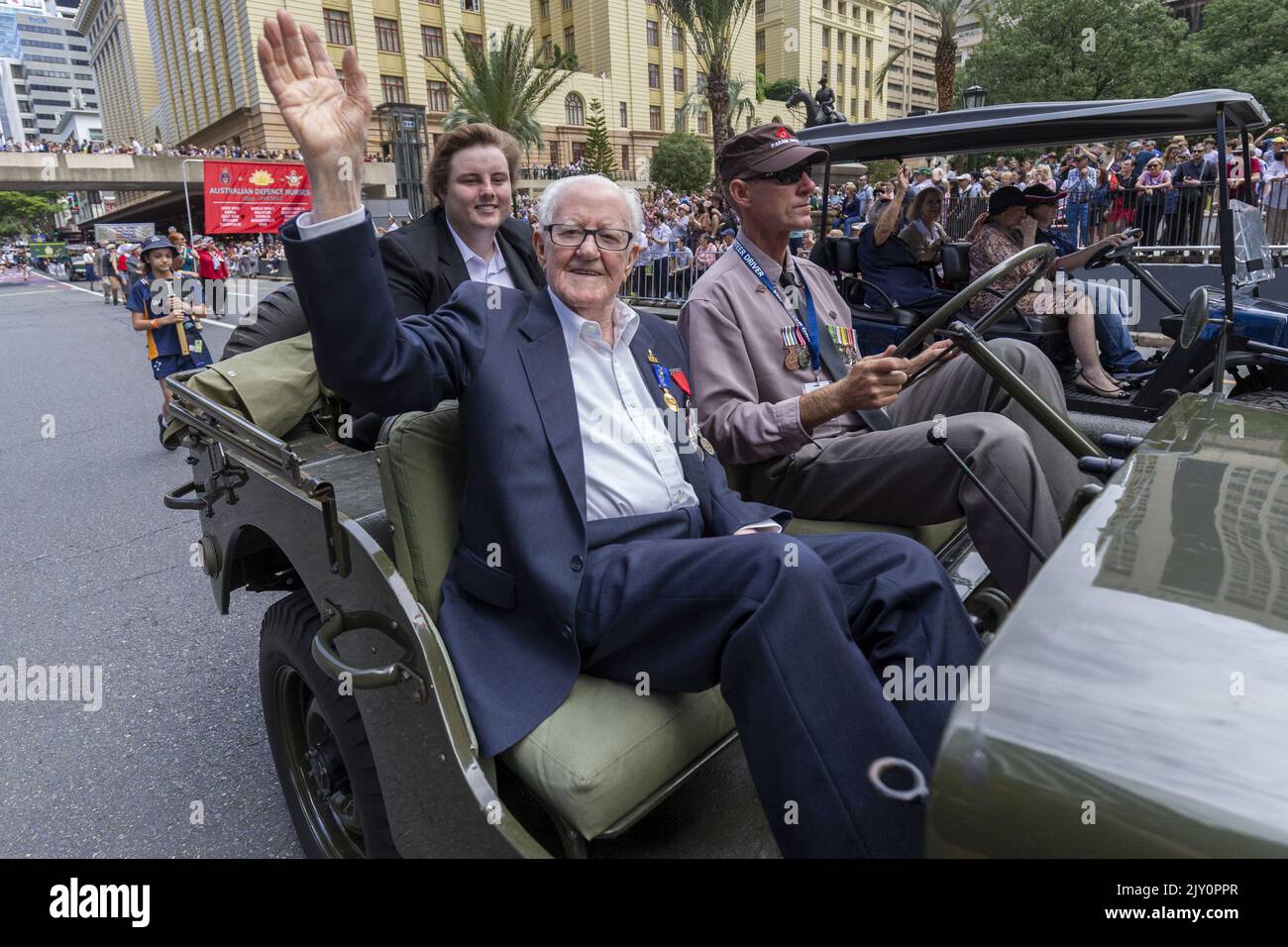 Frances Thomas Handley who was a sergeant in WWII participates in the ...