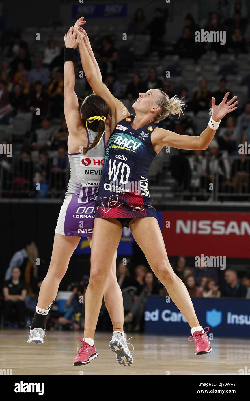 Renae Ingles of the Vixens and Caitlyn Nevins of the Firebirds compete ...