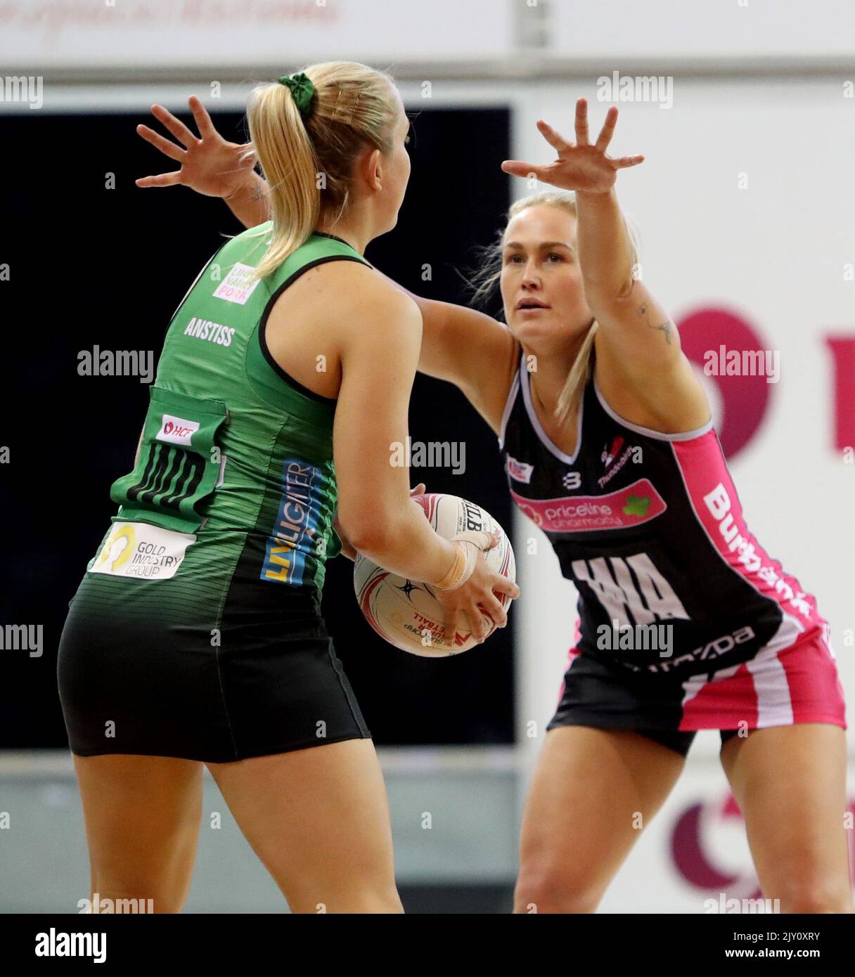 Chelsea Pitman of the Thunderbirds plays defence on Jessica Anstiss of ...