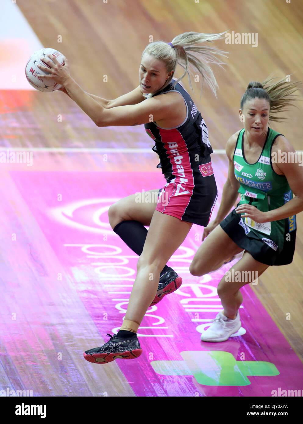 Chelsea Pitman of the Thunderbirds in action during the Round 1 Super ...