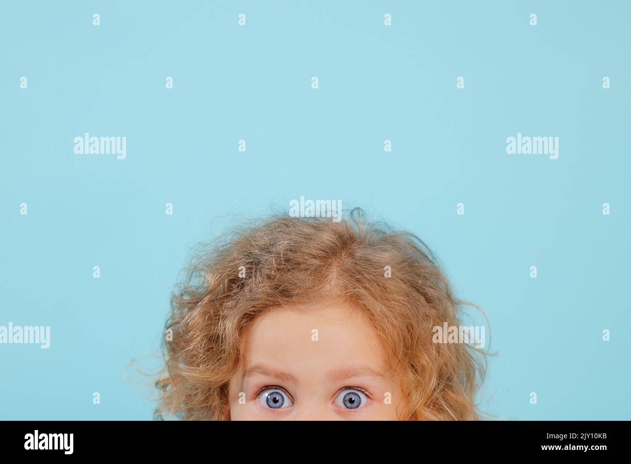 Shock face hi-res stock photography and images - Alamy