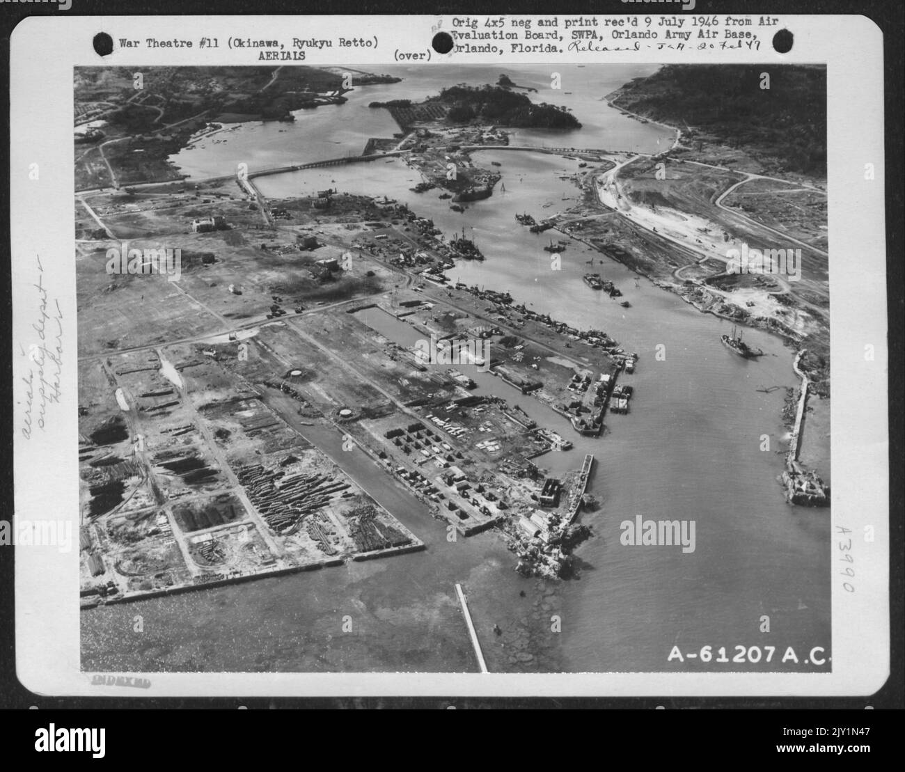 Naha, The Capital Of Okinawa, Was Completely Destroyed By Naval And ...