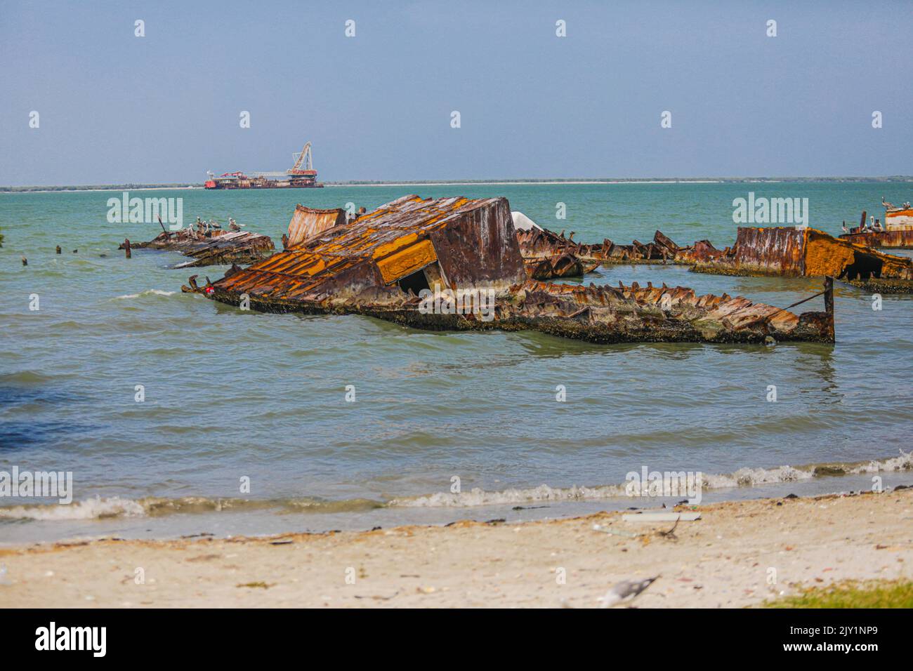 Ciudad del carmen boats hi-res stock photography and images - Alamy