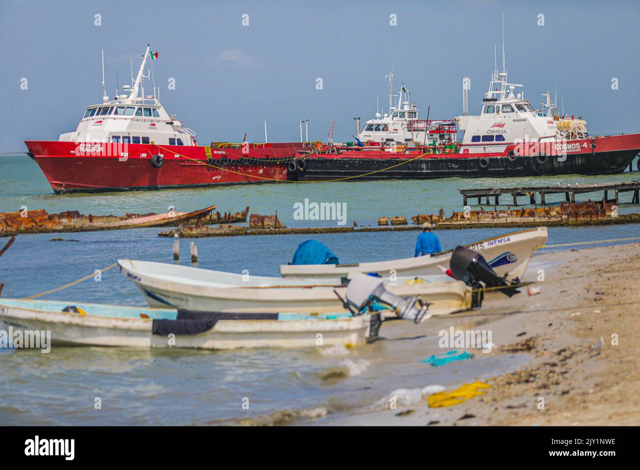 Boats, fishing boats, ship, vessels with operations on oil platforms at ...