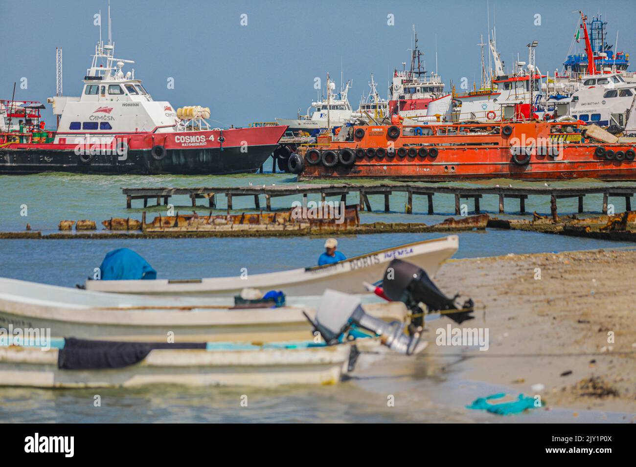 Ciudad del carmen ship hi-res stock photography and images - Alamy