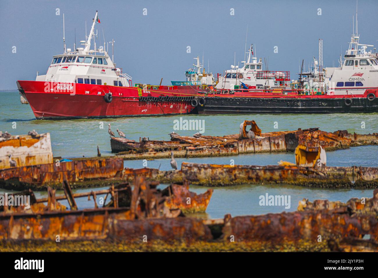Ciudad del carmen ship hi-res stock photography and images - Alamy