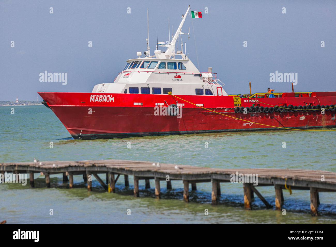 Ciudad del carmen boats hi-res stock photography and images - Alamy