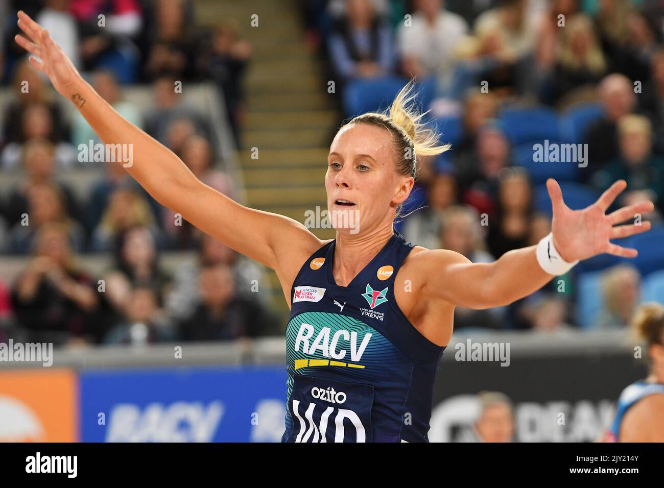 Renae Ingles of the Vixens in action during the Round 5 Super Netball ...