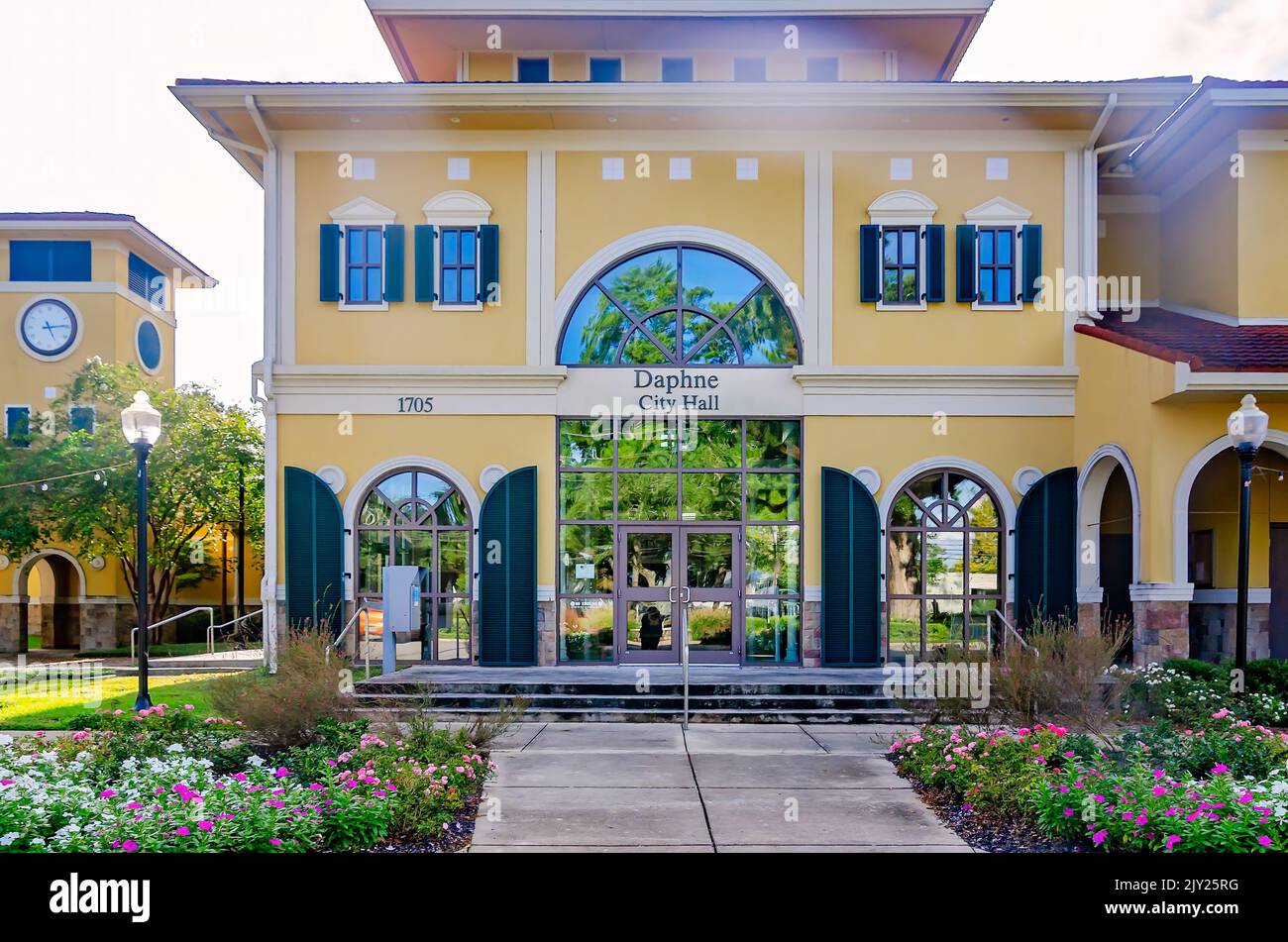 Daphne city hall hi-res stock photography and images - Alamy