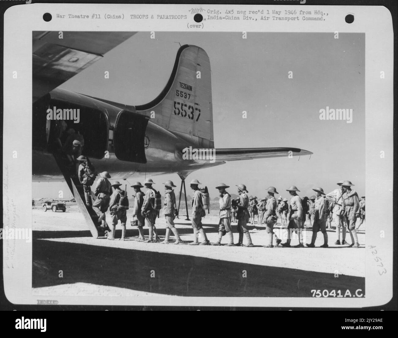 26,237 Chinese Troops And 388 Tons Of Supplies Were Moved By 60 Douglas ...