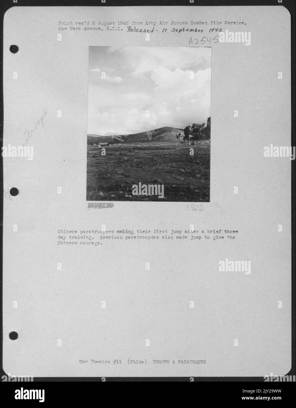 Chinese Paratroopers Making Their First Jump After A Brief Three Day ...