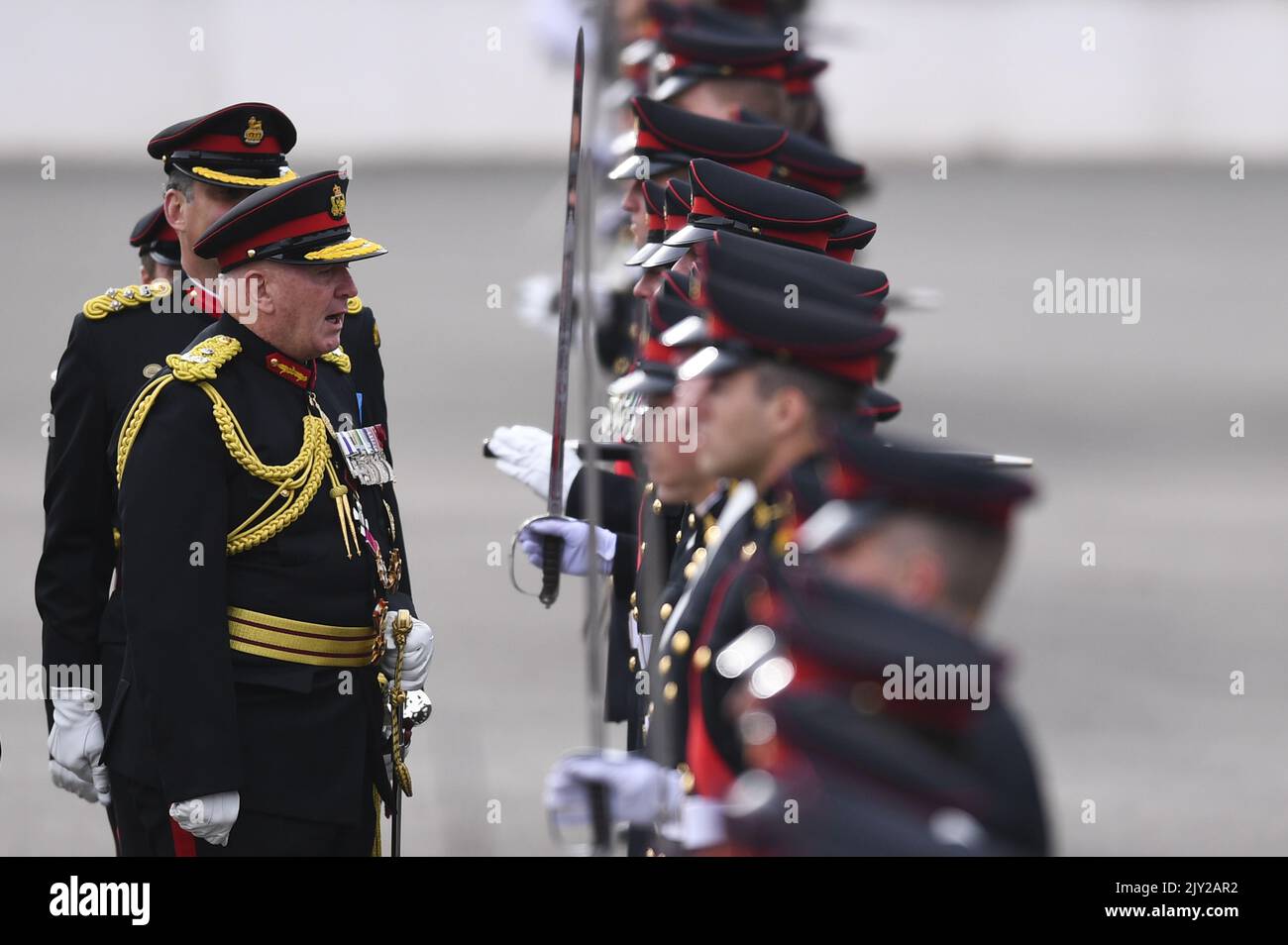 Australian Governor-General Sir Peter Cosgrove is aspects the Guard of ...