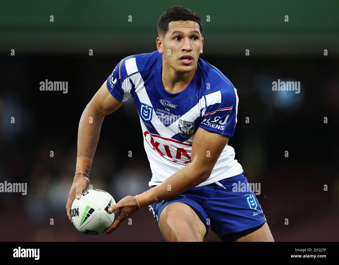 Dallin Watene-Zelezniak of the Bulldogs passes the ball during the Round 14 NRL match between ...
