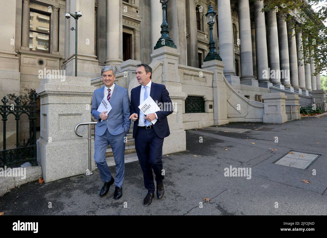 SA Treasurer Rob Lucas and Premier Steven Marshall leave Parliament ...